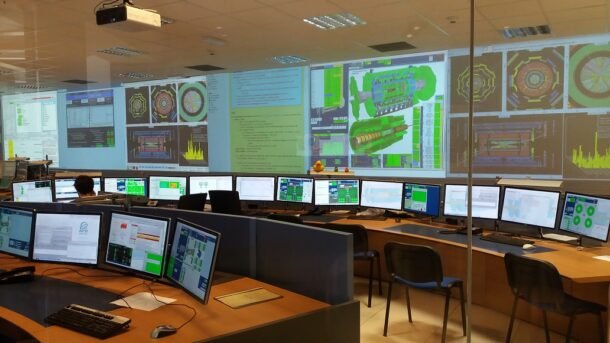 Control Room Iot Retomotion Integrator System Integrator Indonesia